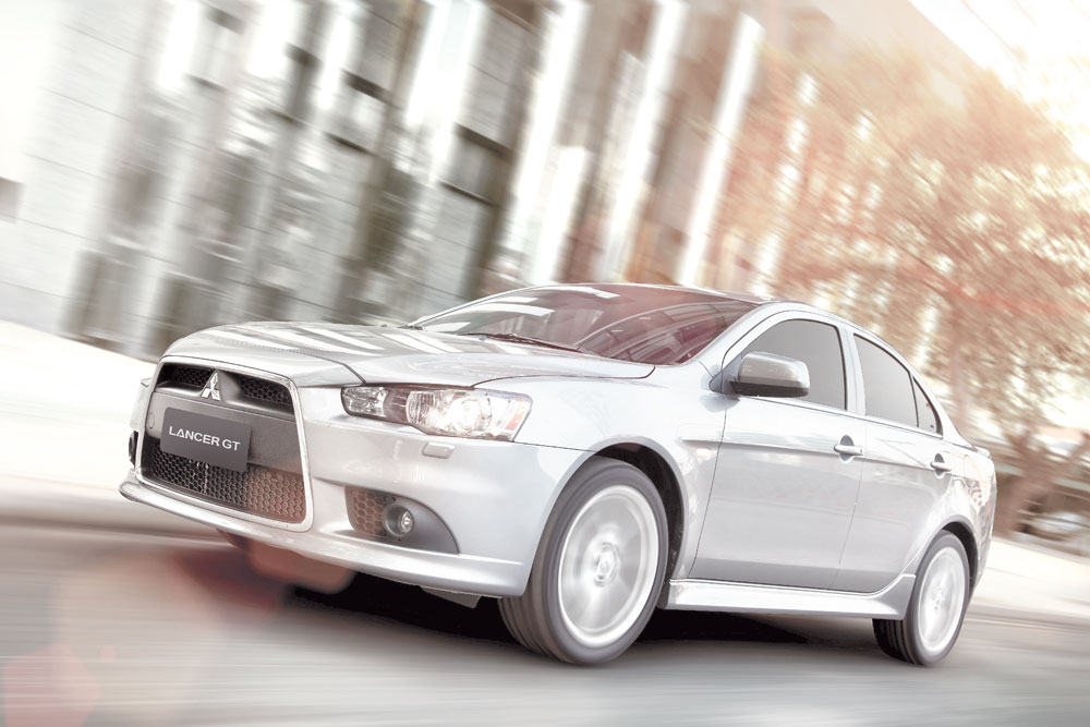 Mitsubishi Motors apresenta o novo Lancer, com novo design, partindo de ...